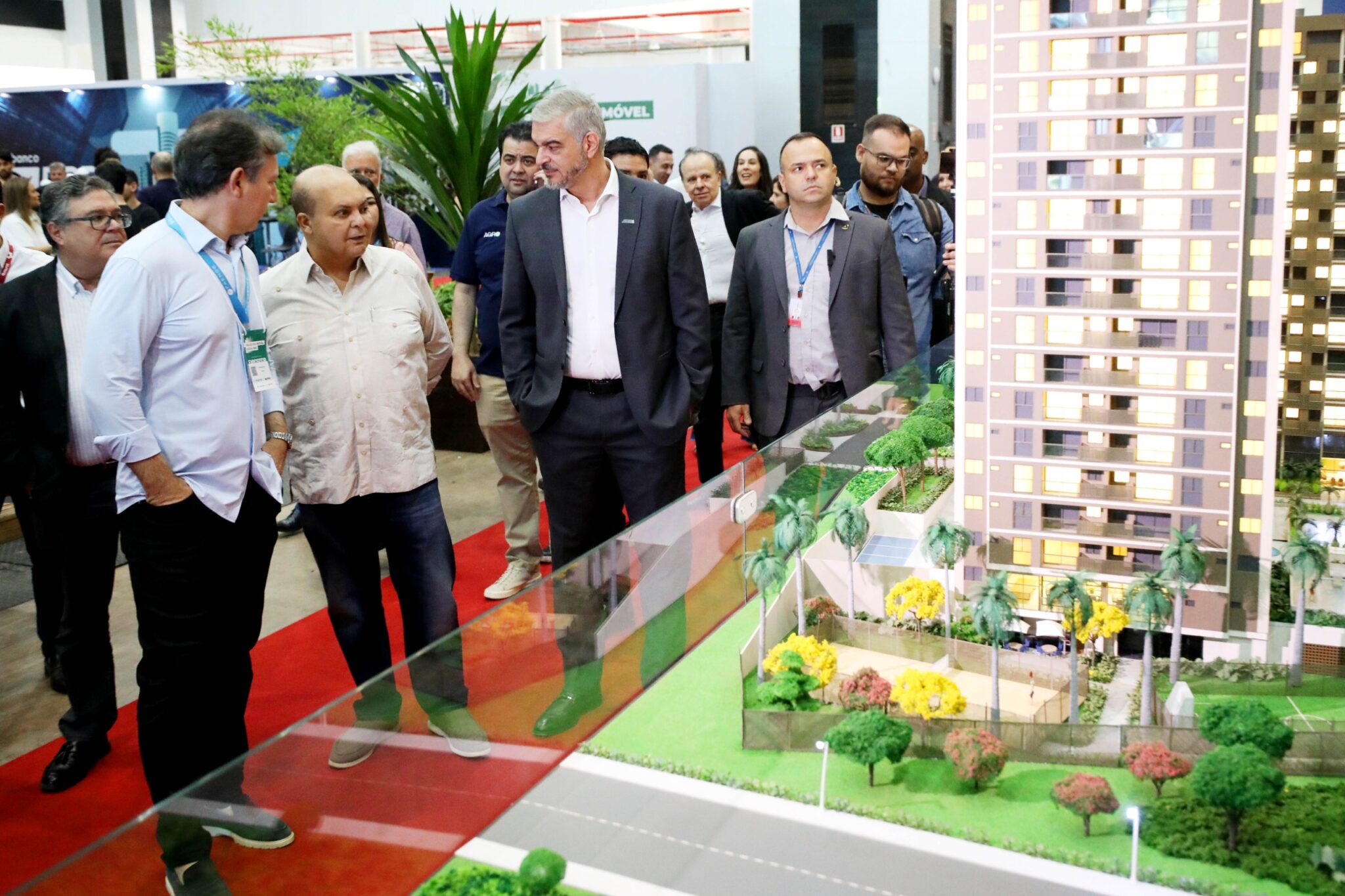 Na abertura do Salão do Imóvel, Ibaneis destaca papel do GDF no ...